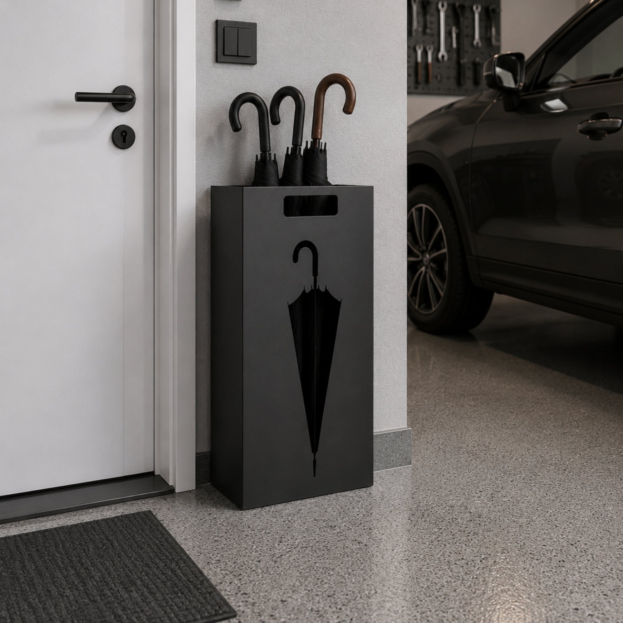 Modern Metal Umbrella Stand with Cutout — Grandmix